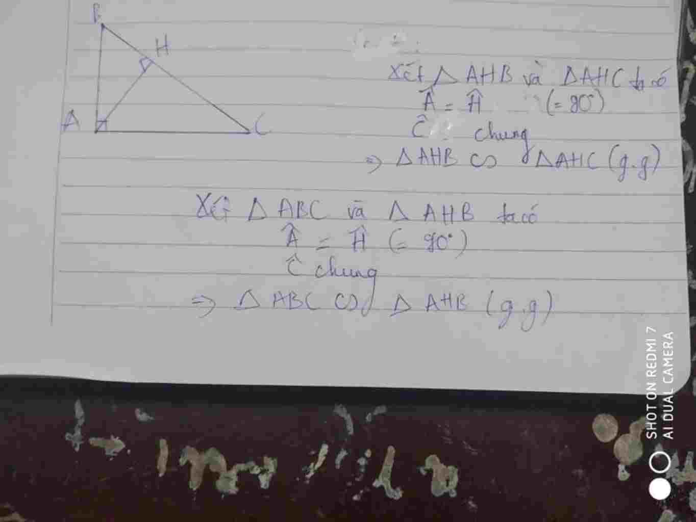 Toán Lớp 8: Câu 37. Vẽ tam giác ABC vuông ở A, đường cao AH thì số cặp tam giác đồng dạng có ...