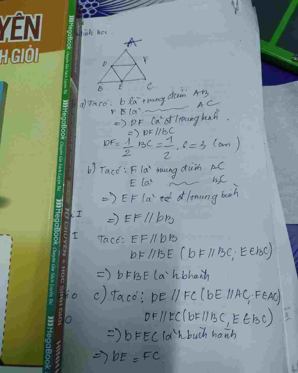 Toán Lớp 8: . Cho tam giác ABC. Gọi D,E, F lần lượt là trung điểm của các cạnh AB, BC, AC. a ...