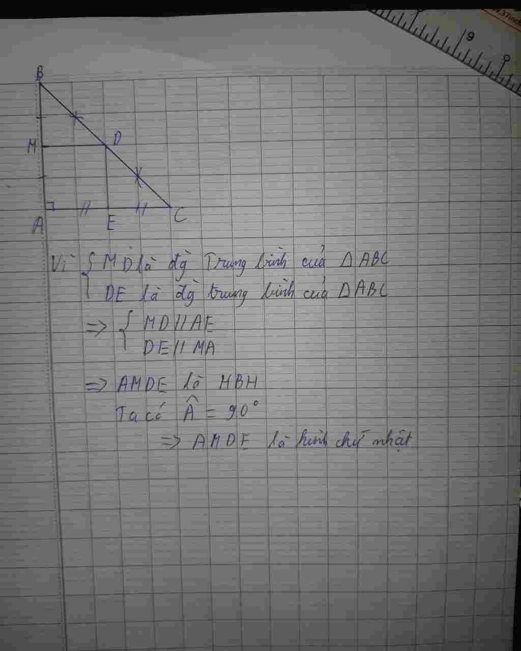 Toán Lớp 8: cho tam giác ABC vuông tại a; gọi D, M, E lần lượt là trung điểm của BC, AB, AC ...
